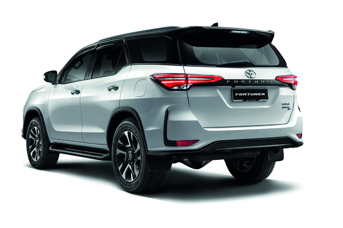 2021 提升版丰田 Fortuner – traction.my