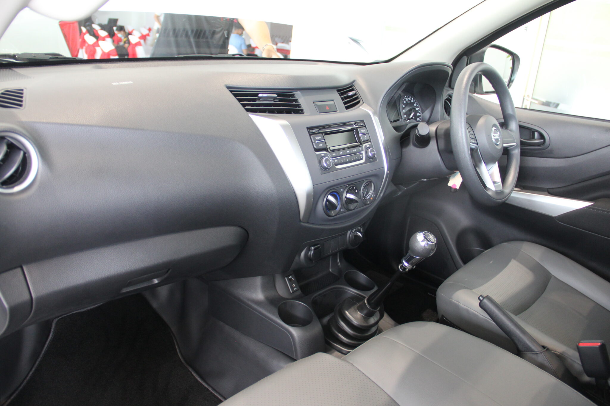 New Nissan Nawara Launch – traction.my