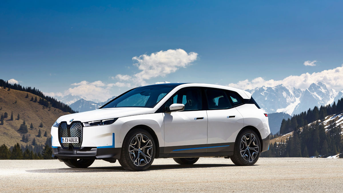 BMW celebrates 64 years of Malaysian with 64 units of Pre-Booked BMW iX ...