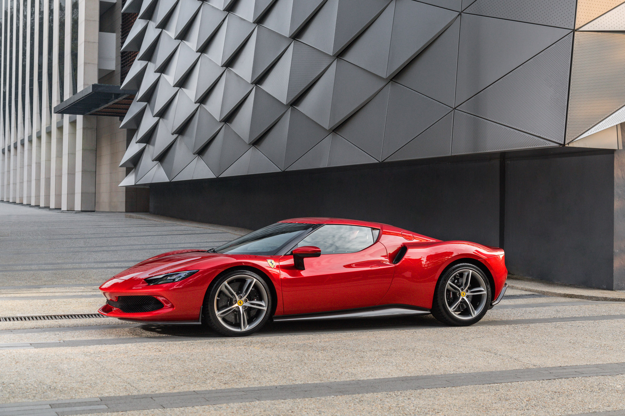 Ferrari 296 GTB: the ferrari DEFINING the idea of fun TO DRIVE has ...