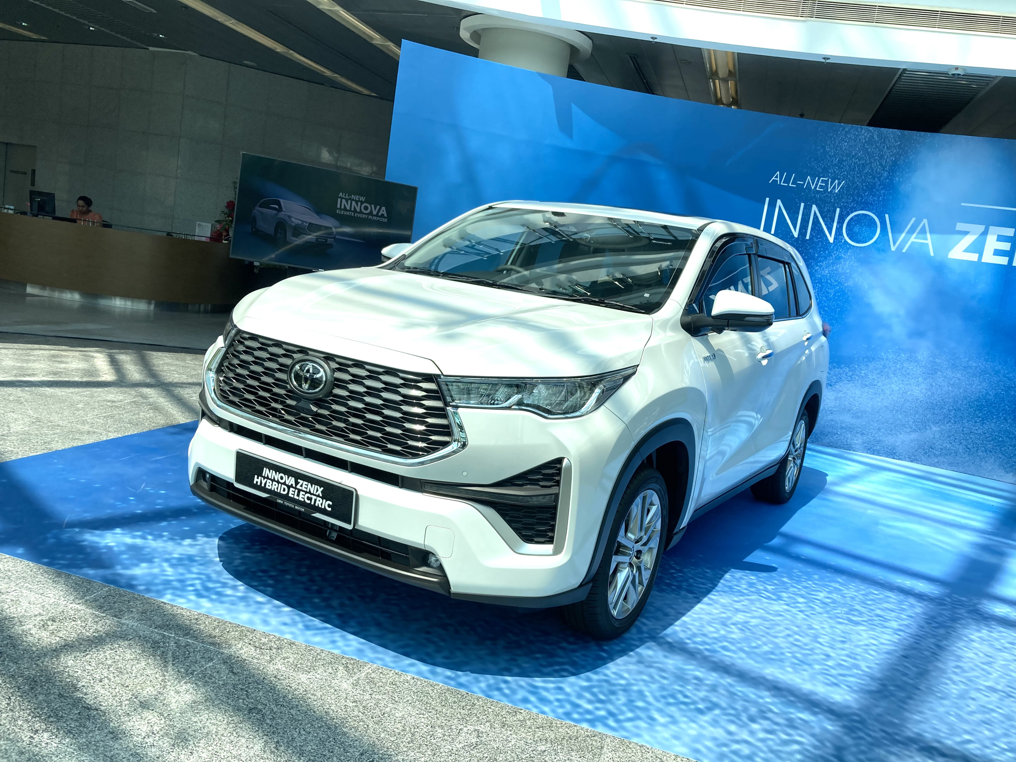 All New Toyota Innova Zenix Launch – traction.my